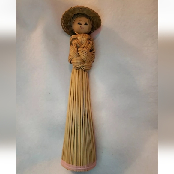 unknown | Accents | Vintage Primitive Straw Doll Corn Husk Decor | Poshmark